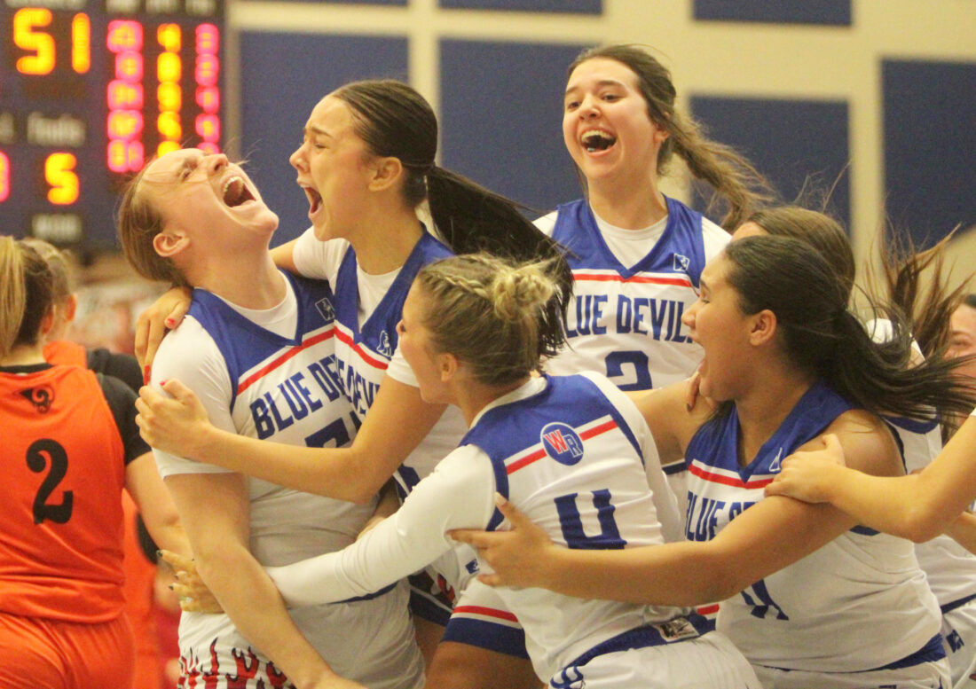 Chloeigh Endsley hits buzzer-beater to lift Western Reserve to win over ...